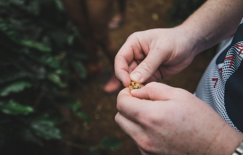 Kodava Dressing Experience in Coorg | Traditional Attire Tour by ...