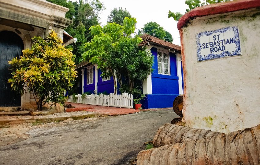 Discover Fontainhas - The Latin Quarter of Goa | Latin Quarter Walk by ...