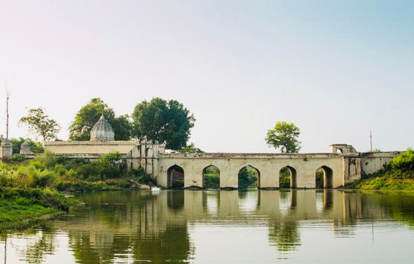 1857 Uprising Chronicles: Lucknow Residency Tour | Alphonso Stories