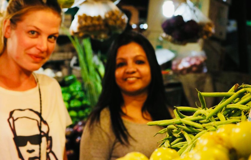 Exploring Kolkata's Culinary Delights: Street Food Walk | Alphonso Stories